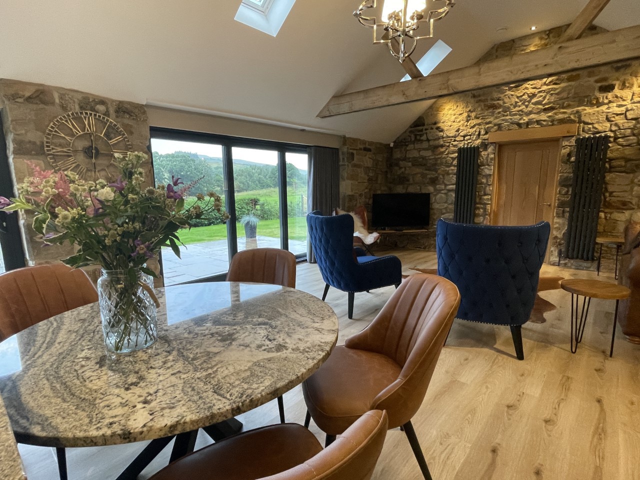 About Beeswing Lodge - Beeswing Lodge